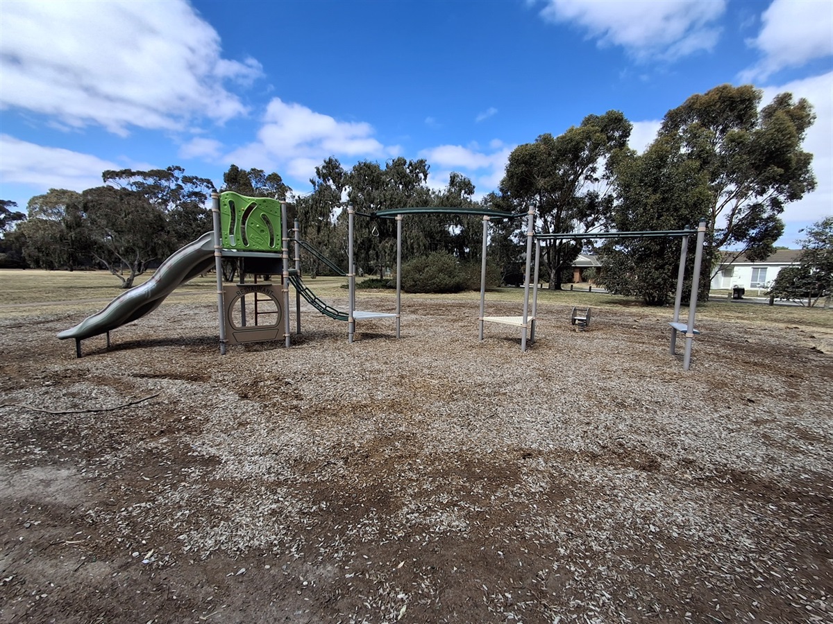 Maygar Grey Box Woodland Upgrade, Broadmeadows - Hume City Council
